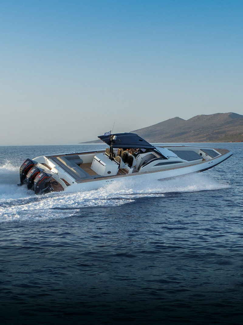 Omega 47 - Technohull