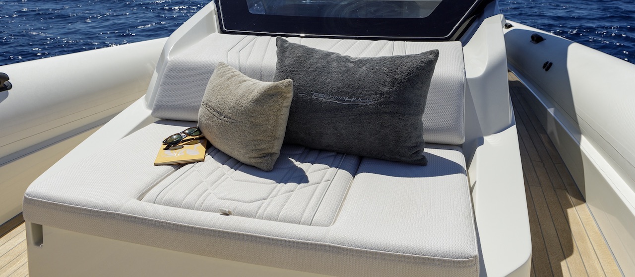 Alpha 40 - Technohull