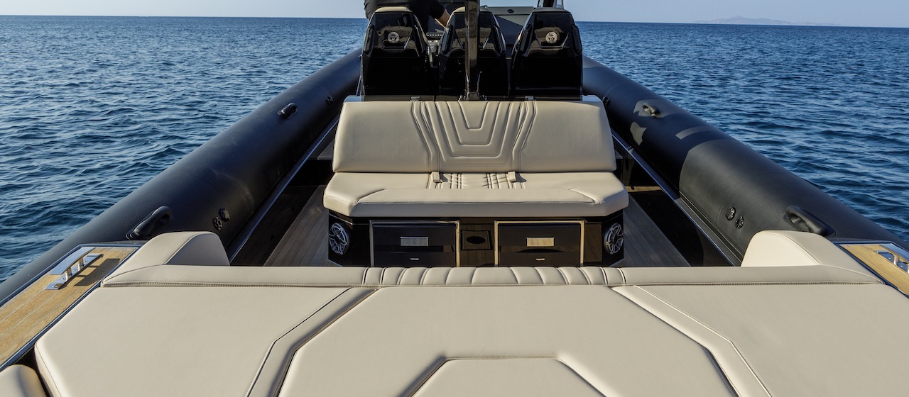 Alpha 40 - Technohull