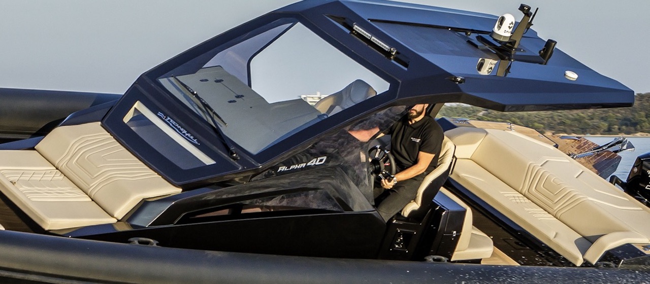 Alpha 40 - Technohull