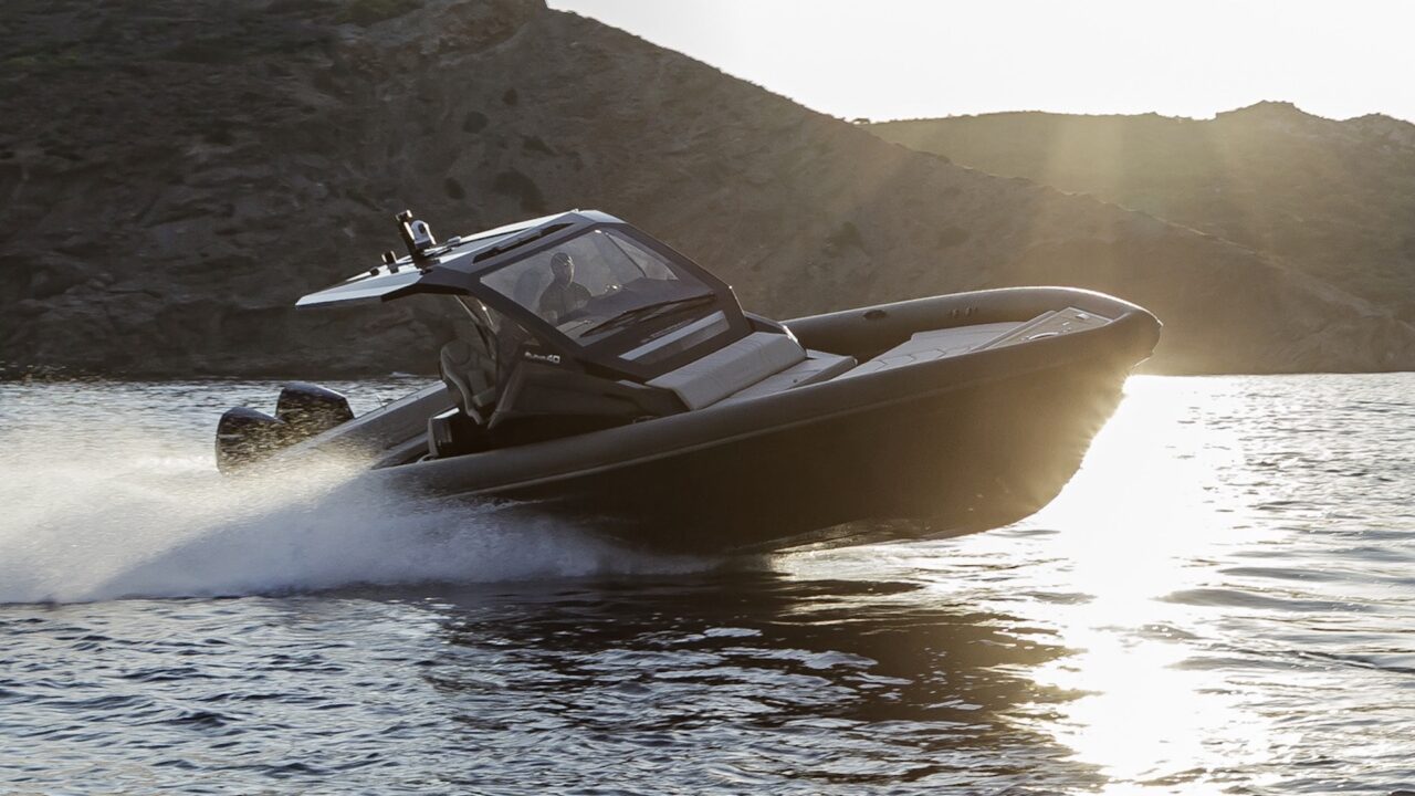 Alpha 40 - Technohull