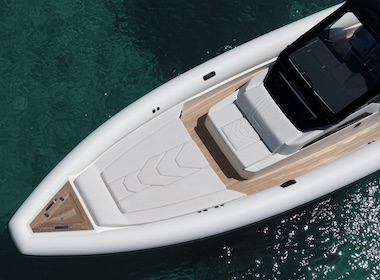 Alpha 40 - Technohull